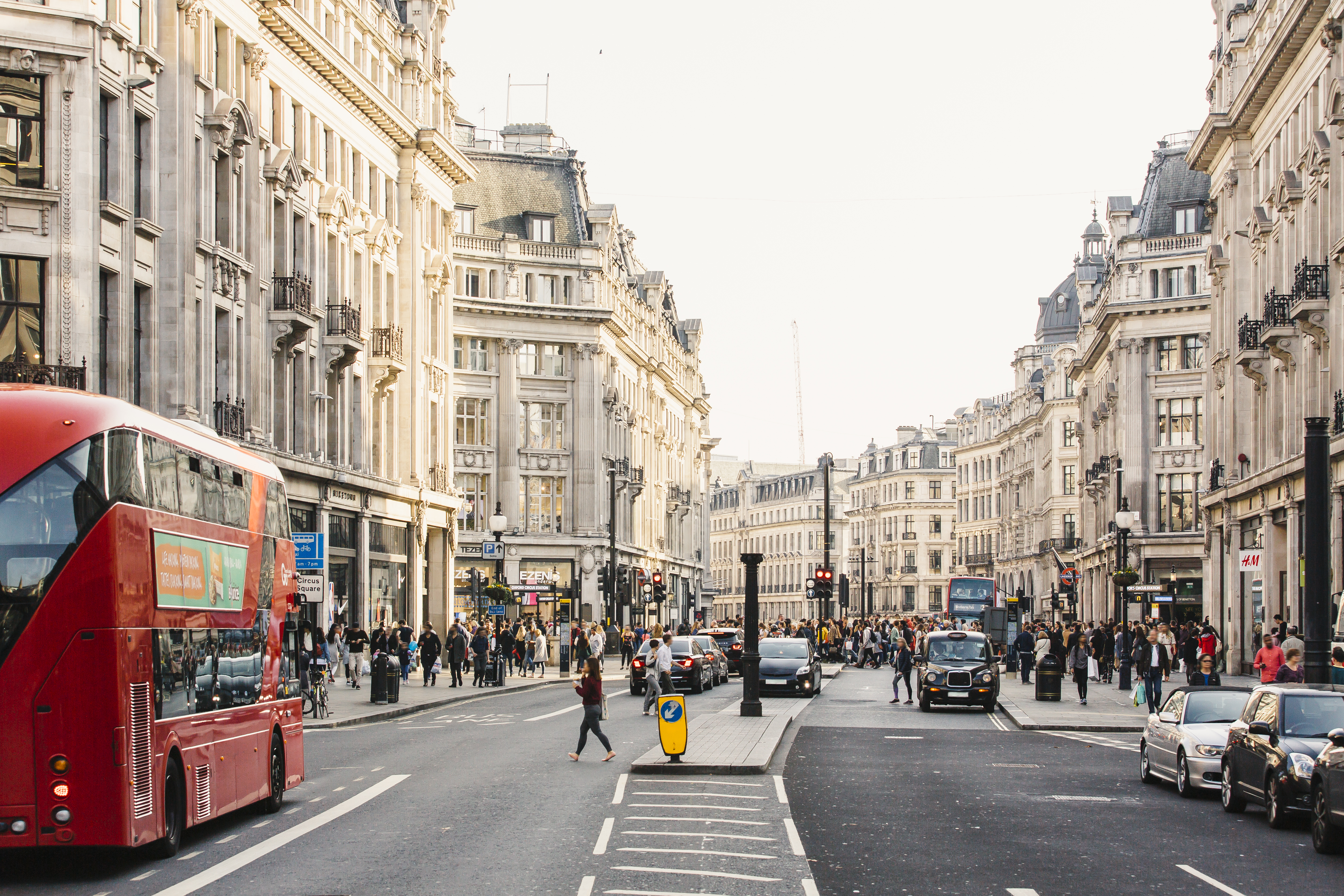 Shops to Rent in London | CBRE UK