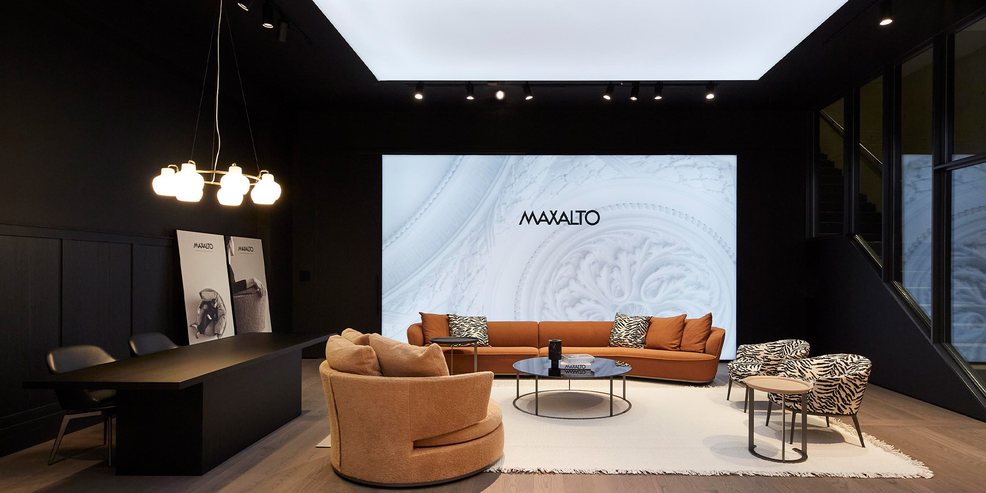 株式会社progetto81 |「B&B Italia Tokyo | Maxalto Tokyo」 | CBRE Japan