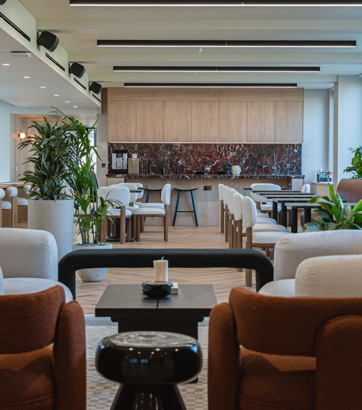 Best Serviced Offices in London: Flexible Workspaces for 2026 | CBRE UK