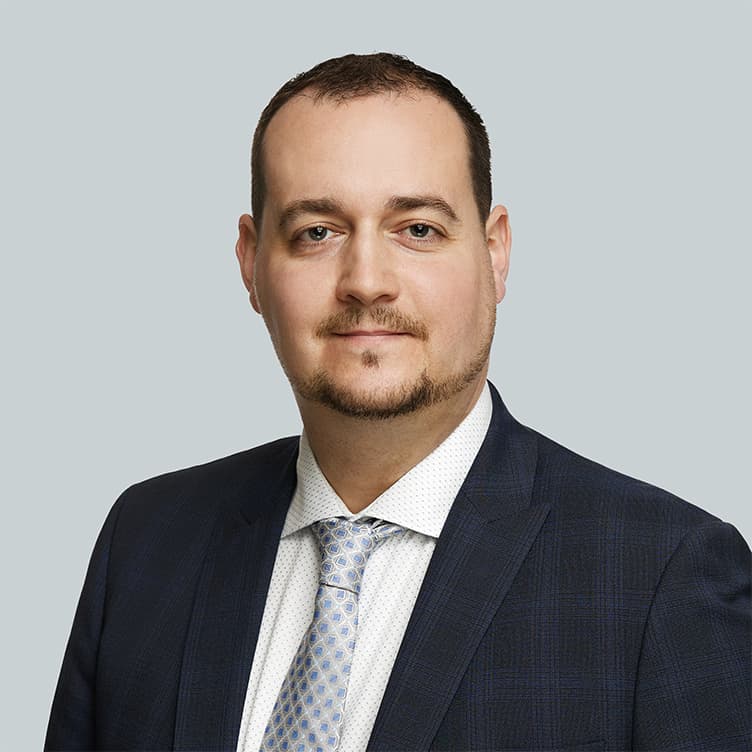 Geoffrey Hughes | CBRE Canada