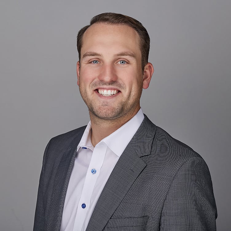 Cole Scott | CBRE