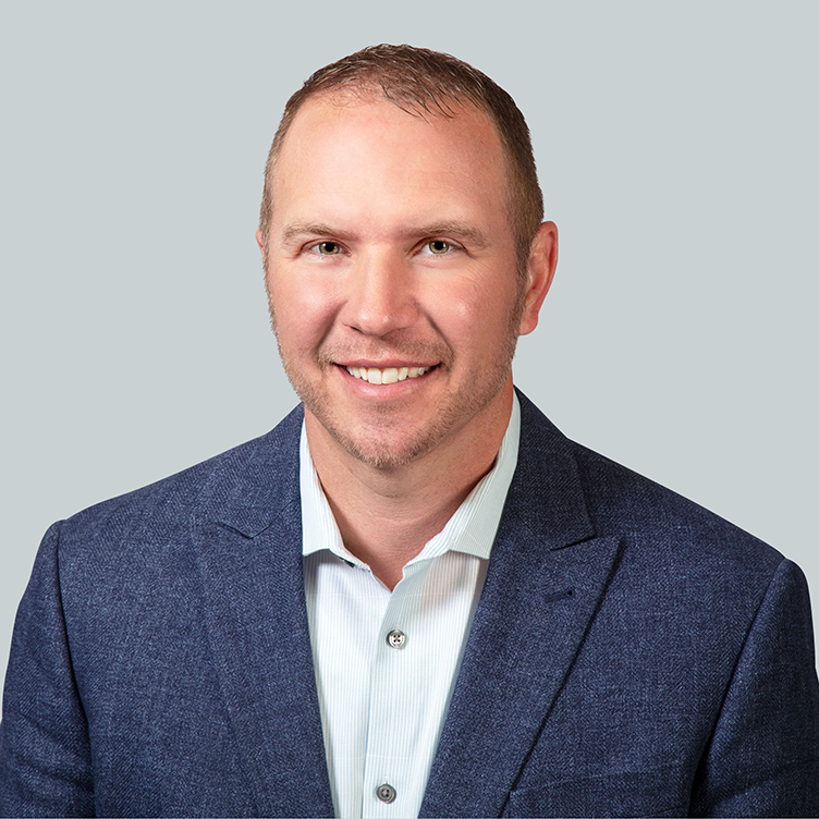Donovan Nolan | CBRE