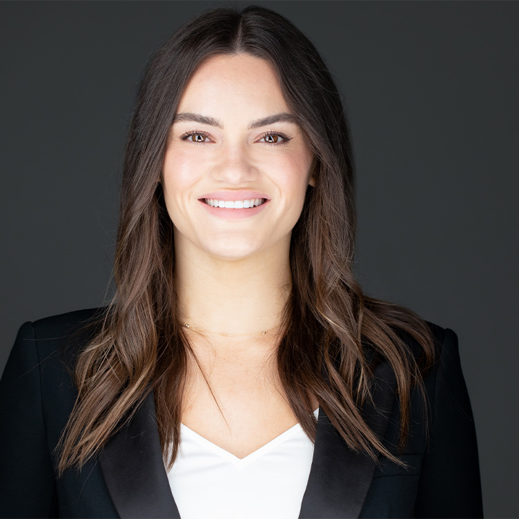 Lauren Schott | CBRE