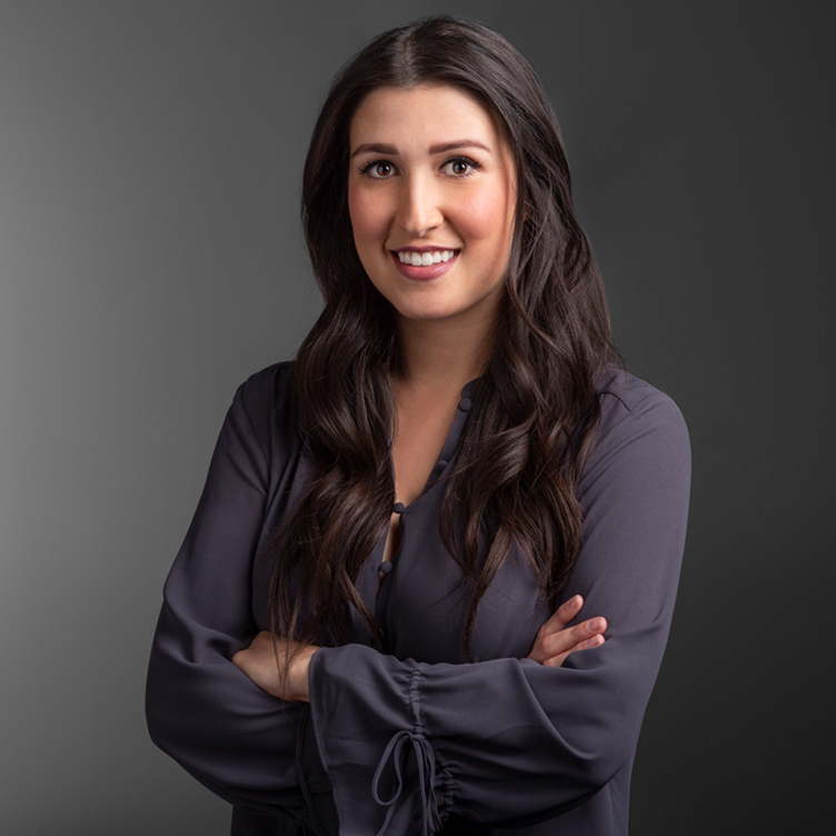 Leahna Chapman | CBRE