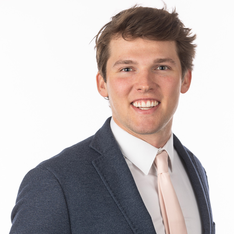 Maxx Schindel | CBRE