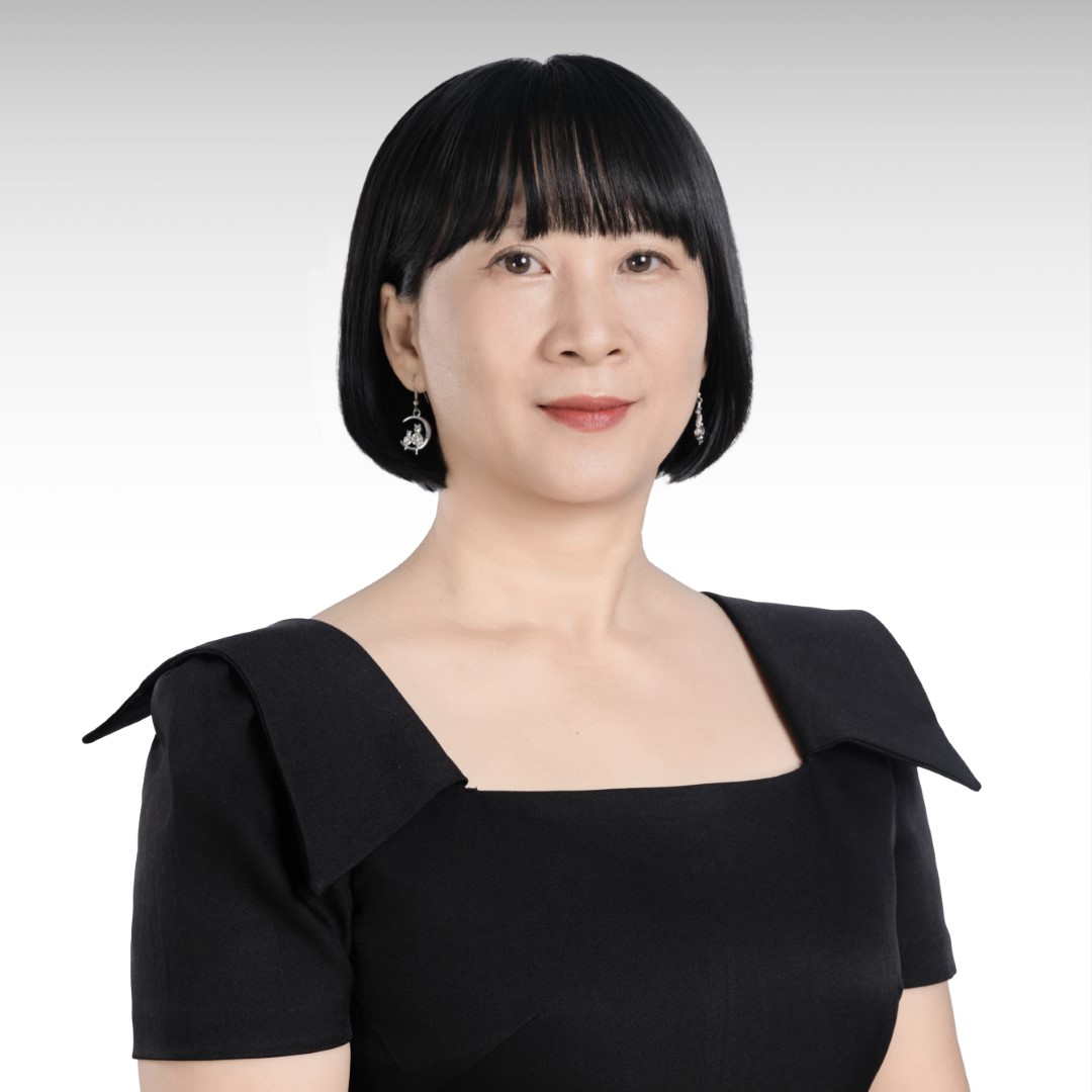 Oanh Ho | CBRE