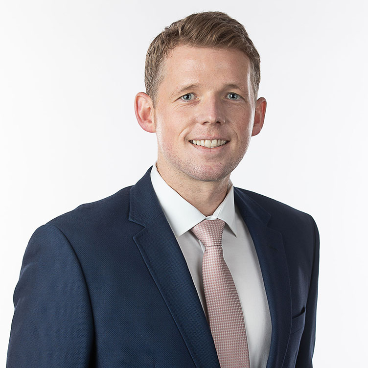 Tom Hayhoe | CBRE
