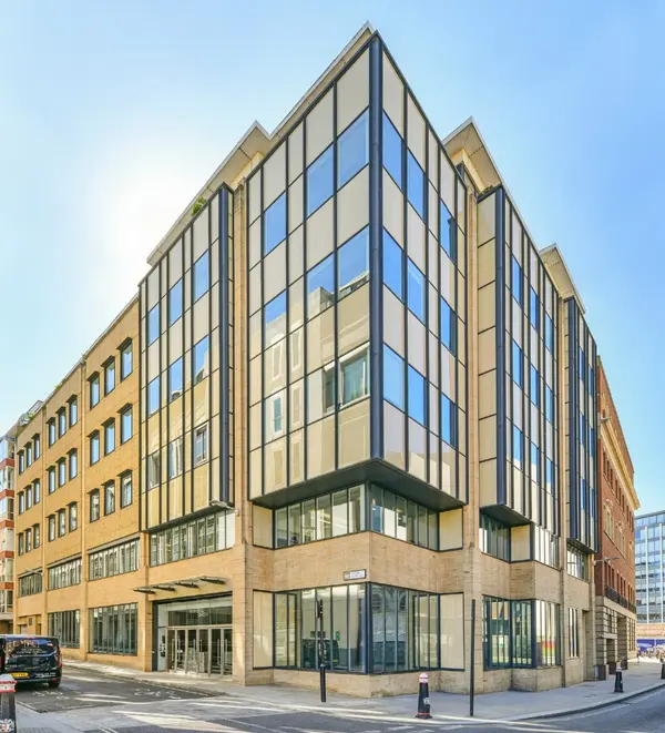 2 Hosier Lane, EC1 | CBRE UK